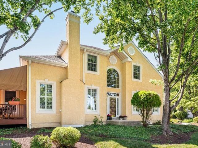 101 Atlee Cir, Berwyn, PA 19312