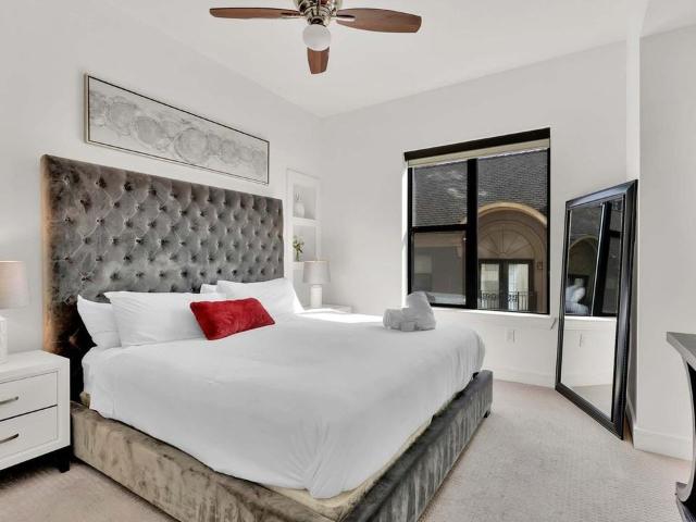 101 Bowen Street 2 Bedroom Apartment for Rent at Bowen St #1297759P, Dallas, TX 75204 Uptown
