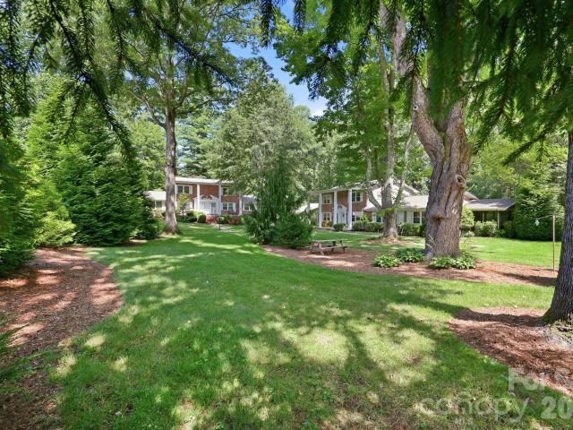 101 Boyd Drive # 2C