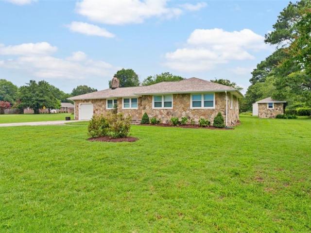 101 Barcroft DR