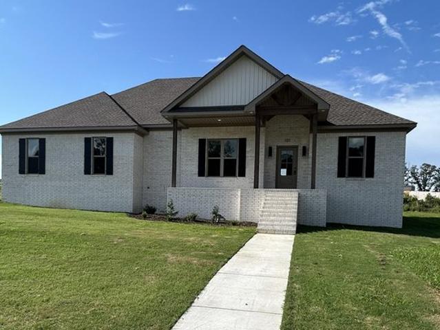 101 Barton St, Beebe, AR 72012