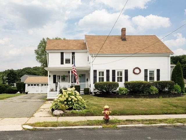 101 Bartholomew St, Peabody, MA 01960
