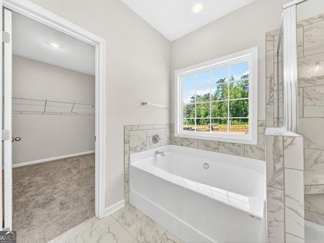 101 Beaver Creek Way, Lagrange, GA 30241