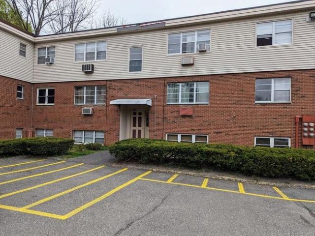 101 Belair Dr #101, New Milford, CT 06776
