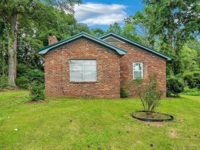101 Blackberry Ln, Birmingham, AL 35214