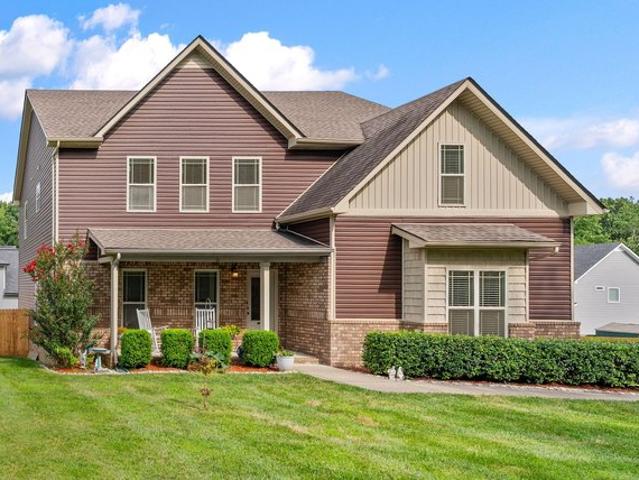 101 Brumfield Ct, Clarksville, TN 37043