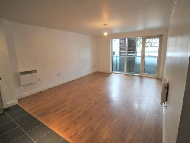 101 Bradshawgate, Bolton BL1, 2 bed flat to rent, £700 pcm | PrimeLocation