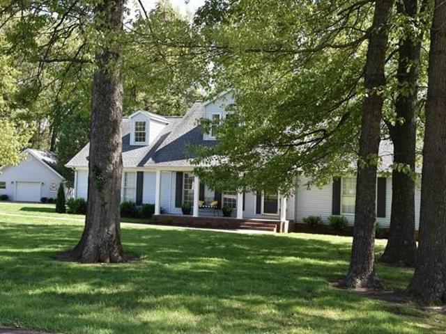 101 Britton Dr, Kevil, KY 42053