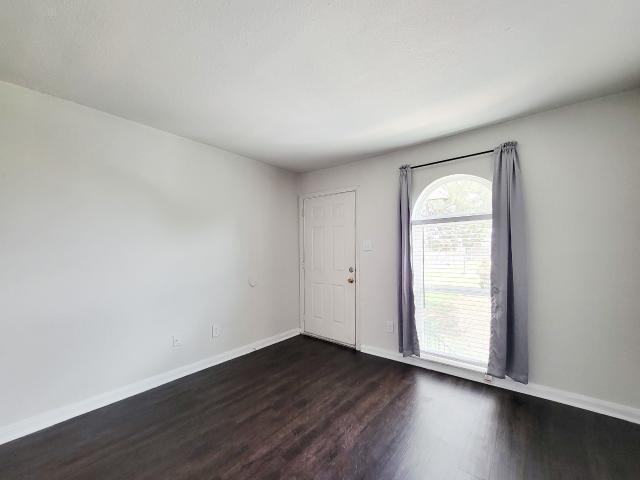 101 Brookside Lane 9