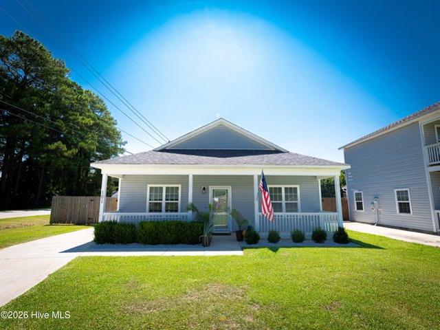 101 Garrett Dr, Jacksonville, NC 28546