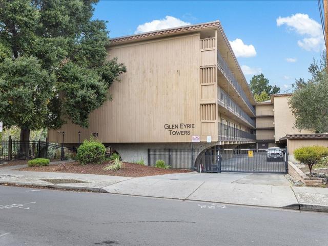 101 Glen Eyrie Ave