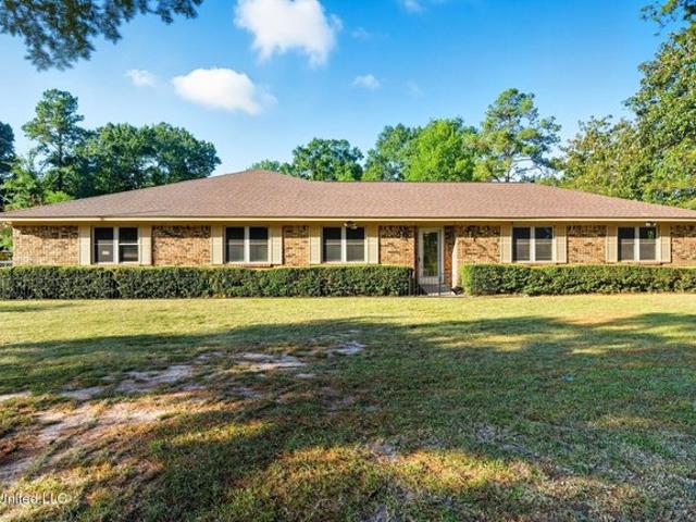 101 Greenwood Dr, Hattiesburg, MS 39402