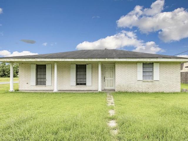 101 Green Lawn Pl, Thibodaux, LA 70301