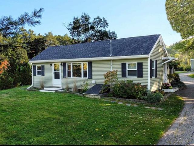 101 Dover Point Rd, Dover, NH 03820