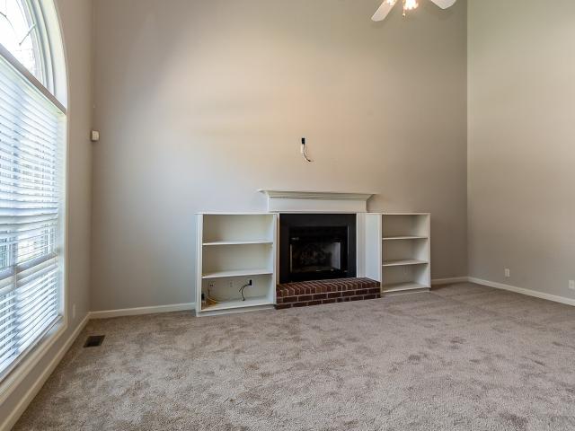 101 Donovan Ct
