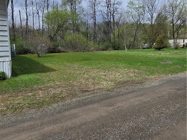 101 Deshaw Road