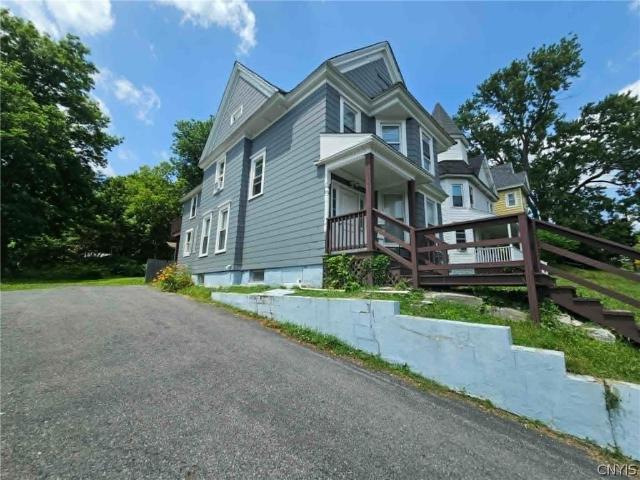 101 Dillaye Avenue # 3