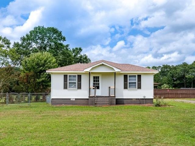 101 Duncan Heights Rd, Duncan, SC 29334