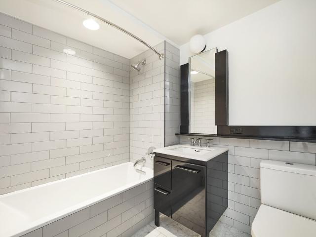 101 E 10th Street 5f