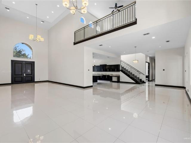 101 E Emory Avenue