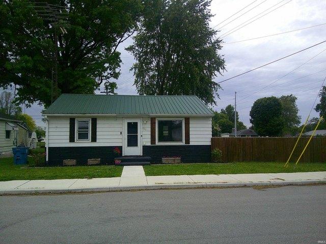 101 E Griffith St, Galveston, IN 46932