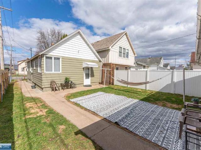 101 E Indiana Avenue