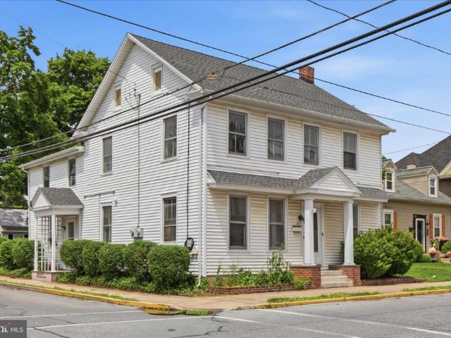 101 E Lincoln Avenue