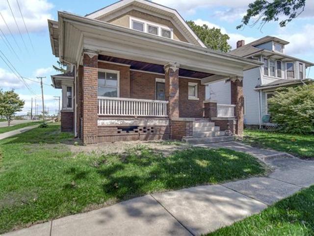 101 E Lincolnway, La Porte, IN 46350