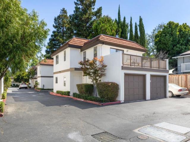 101 E Middlefield Road 5
