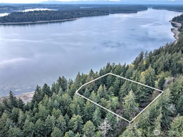 101 E Peale Dr, Shelton, WA 98584 | MLS #2508 | Compass