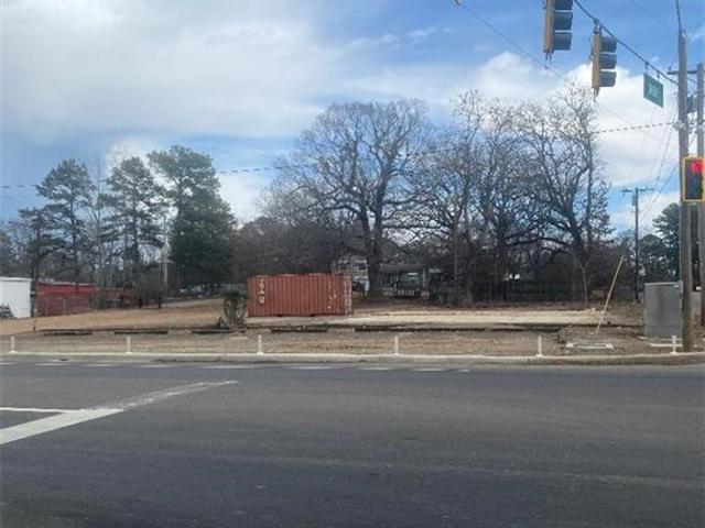 101 E Sherry Lane
