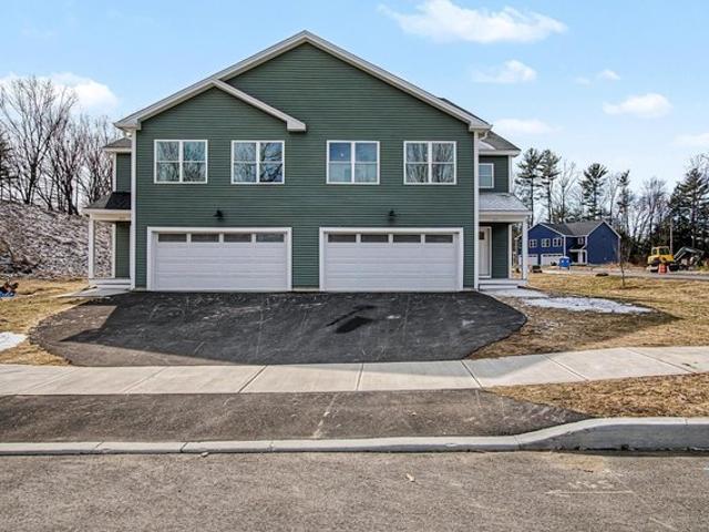 101 Elsa Ln, Essex, VT 05452