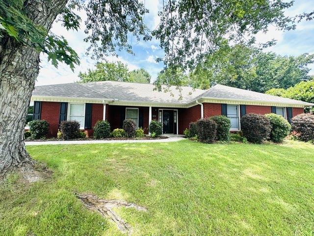 101 Foxwatch Cir, Harvest, AL 35749