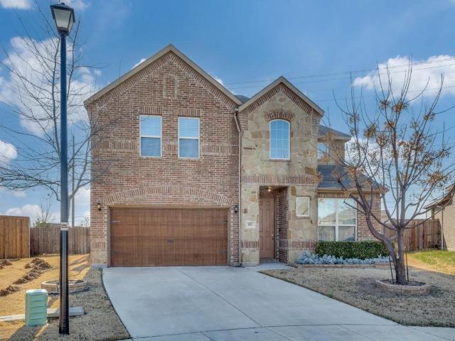 101 Forest Ln, Justin, TX 76247 | MLS #21193