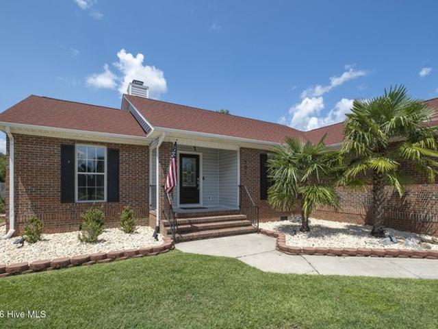 101 Fairfax Ct, Jacksonville, NC 28540