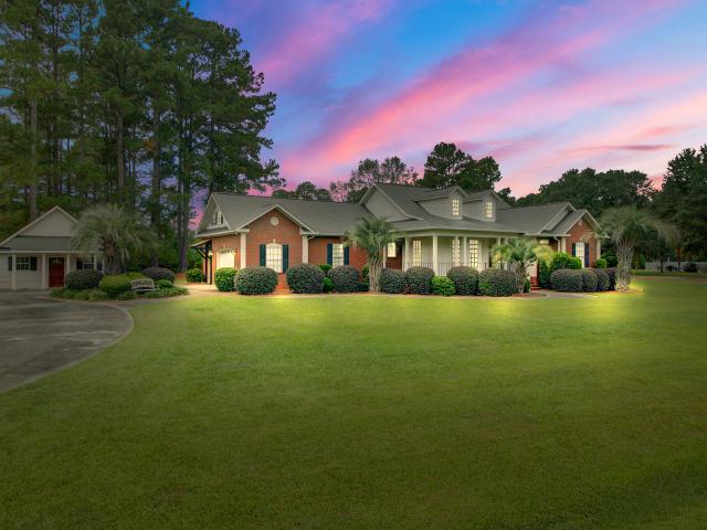 101 Fairway Court