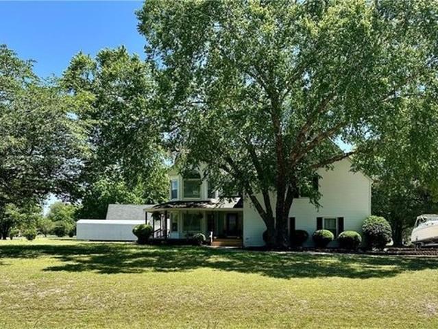 101 Fleetney Cir, Smithfield, VA 23430