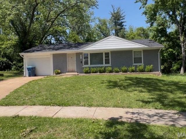 101 Florwood Ct, Saint Louis, MO 63135