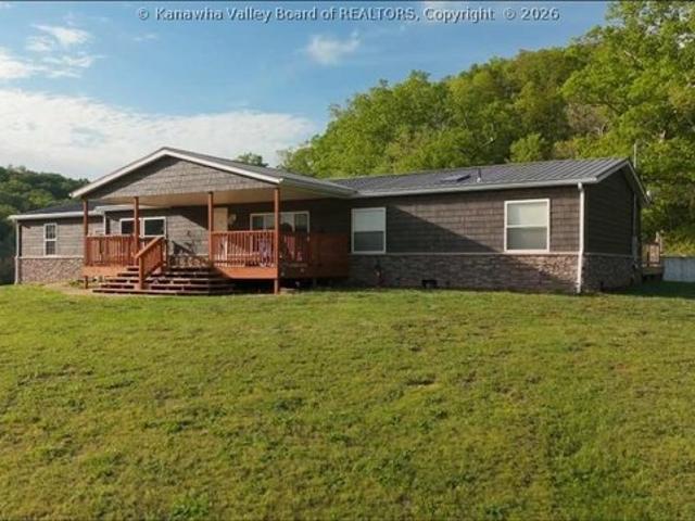 101 Horner Run Rd, Sandyville, WV 25275