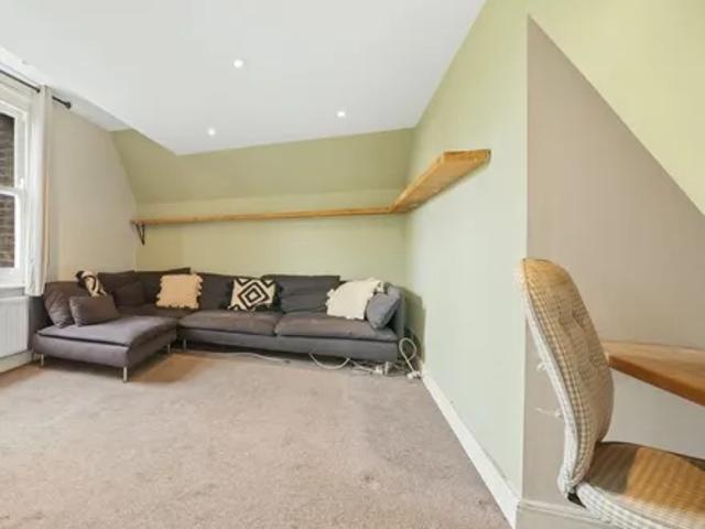 101 Hornsey Lane, London, N6 5EP, United Kingdom | 3 bed duplex for rent #167657727 | Rentberry