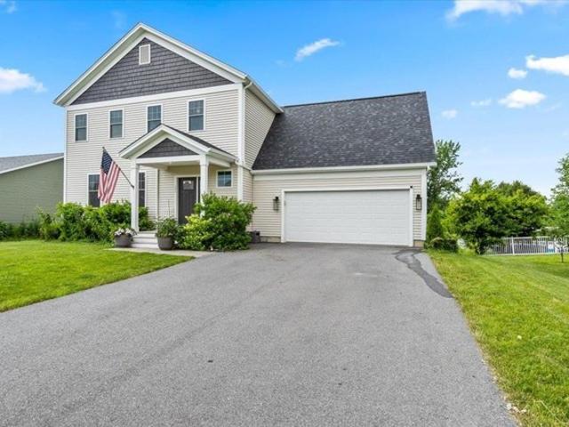 101 Horseshoe Cir, Milton, VT 05468
