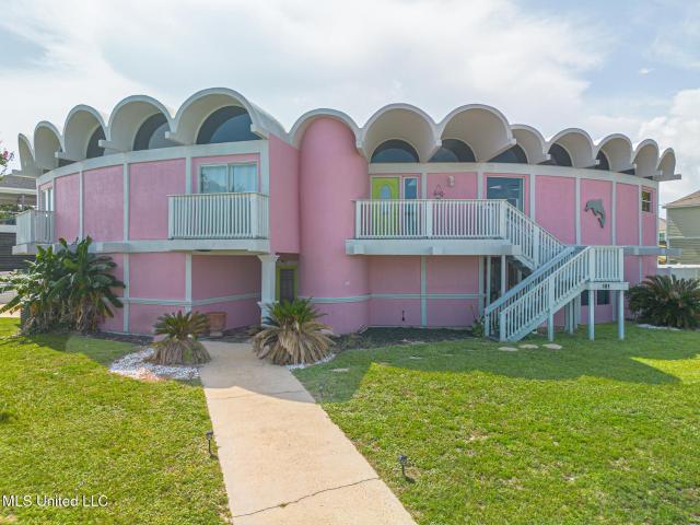 101 Hayden Avenue