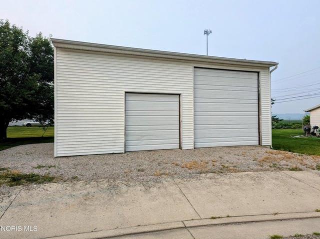 101 Hanes Dr, Pioneer, OH 43554