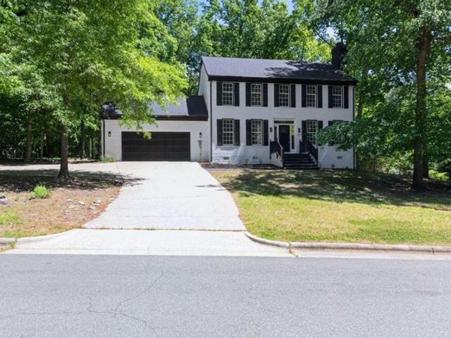 101 Hanover Pl, Chapel Hill, NC 27516