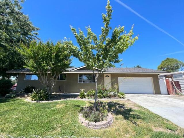 101 Hap Arnold Loop, Roseville, CA 95747
