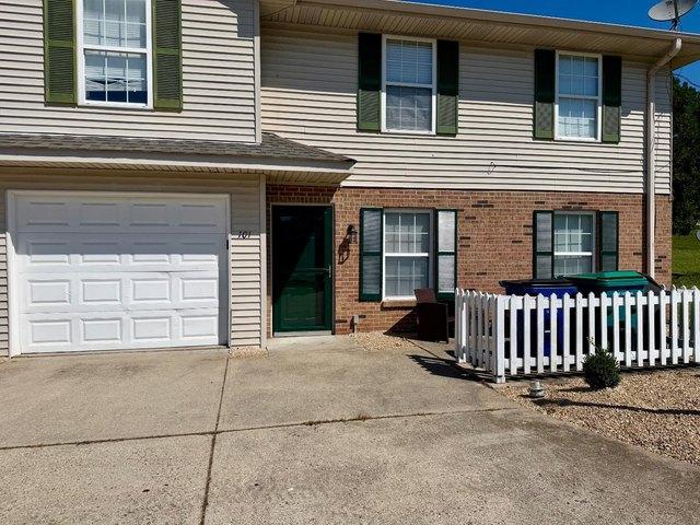 101 Hardwood Ridge Rd, Lawrenceburg, IN 47025