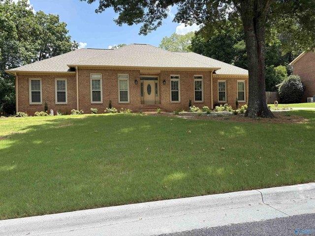 101 Hartington Dr, Madison, AL 35758