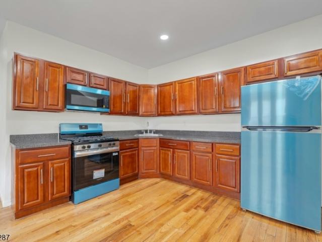 101 Hedden Terrace # 1