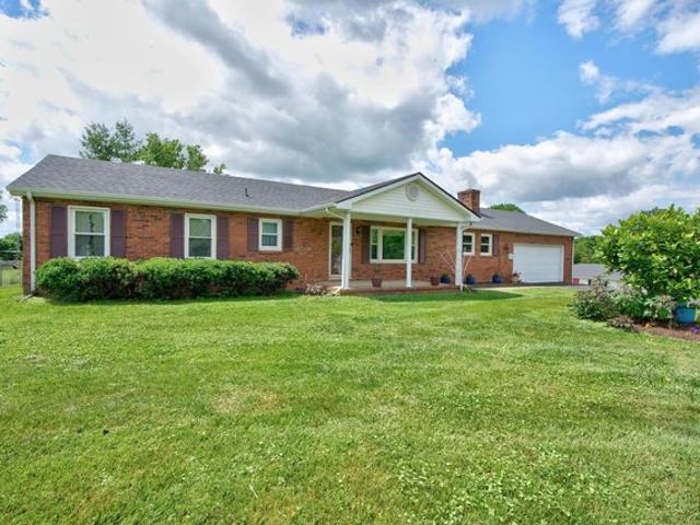 101 Herron Dr, Lancaster, KY 40444