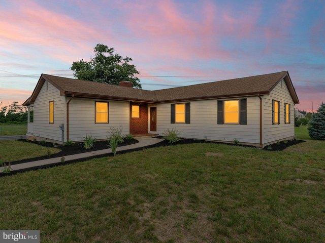 101 Highbridge Rd, New Egypt, NJ 08533